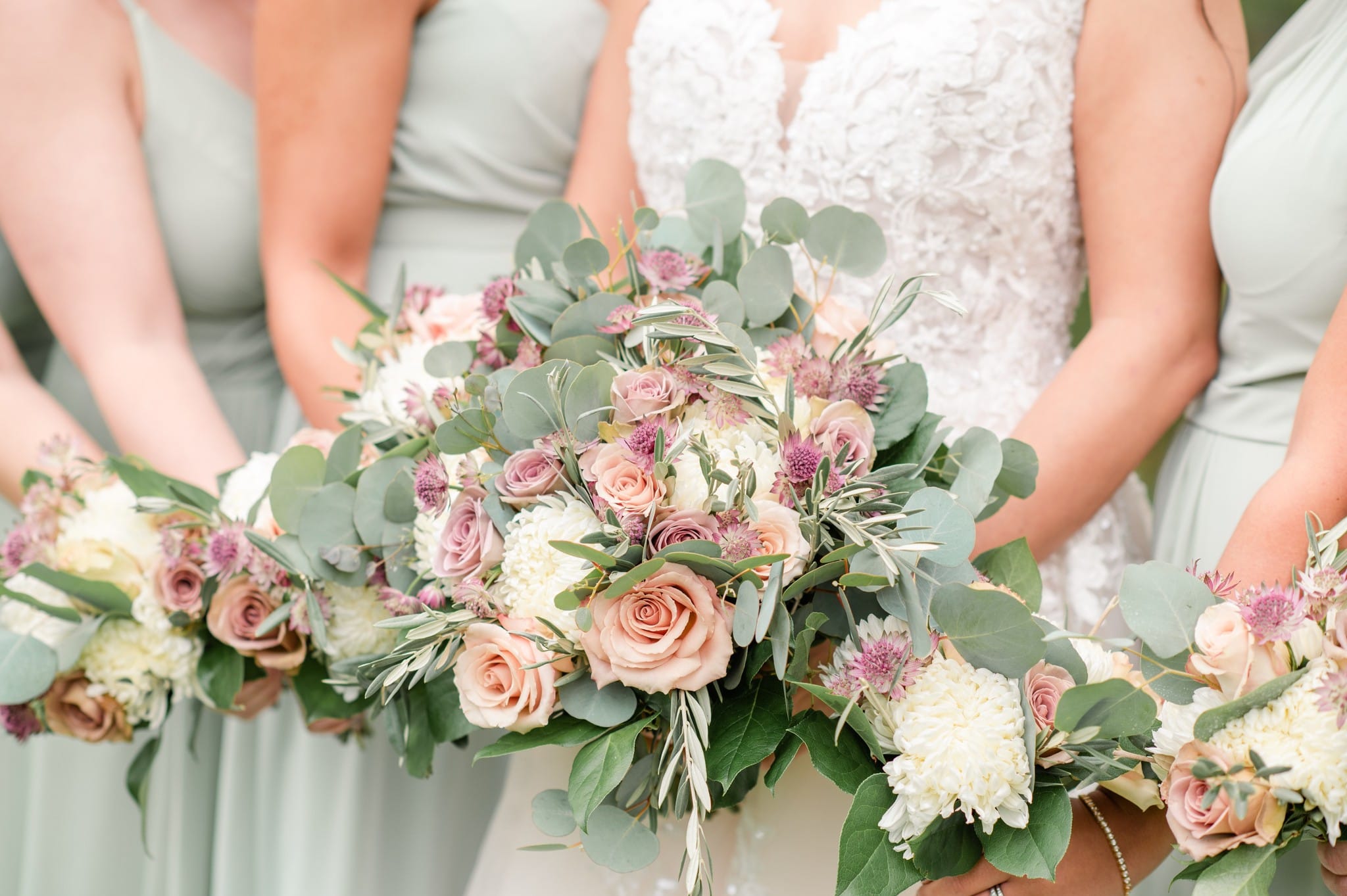 In Full Bloom: 2024’s Hottest Wedding Flower Trends - Stroudsmoor